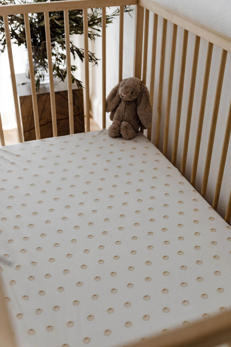 Seashell Organic Cotton Cot Sheet – Rosalyn + Rae